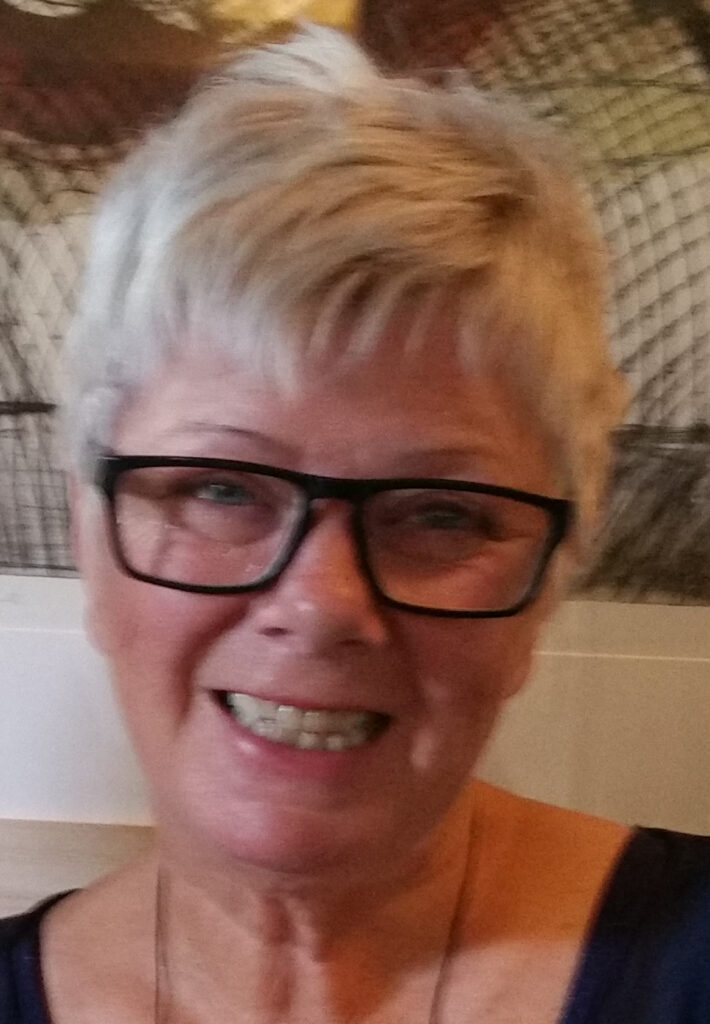 Artist - Sally Mills